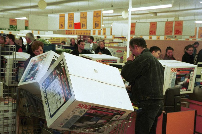 Aldi supermarket prices 34 years ago shows how much has changed
