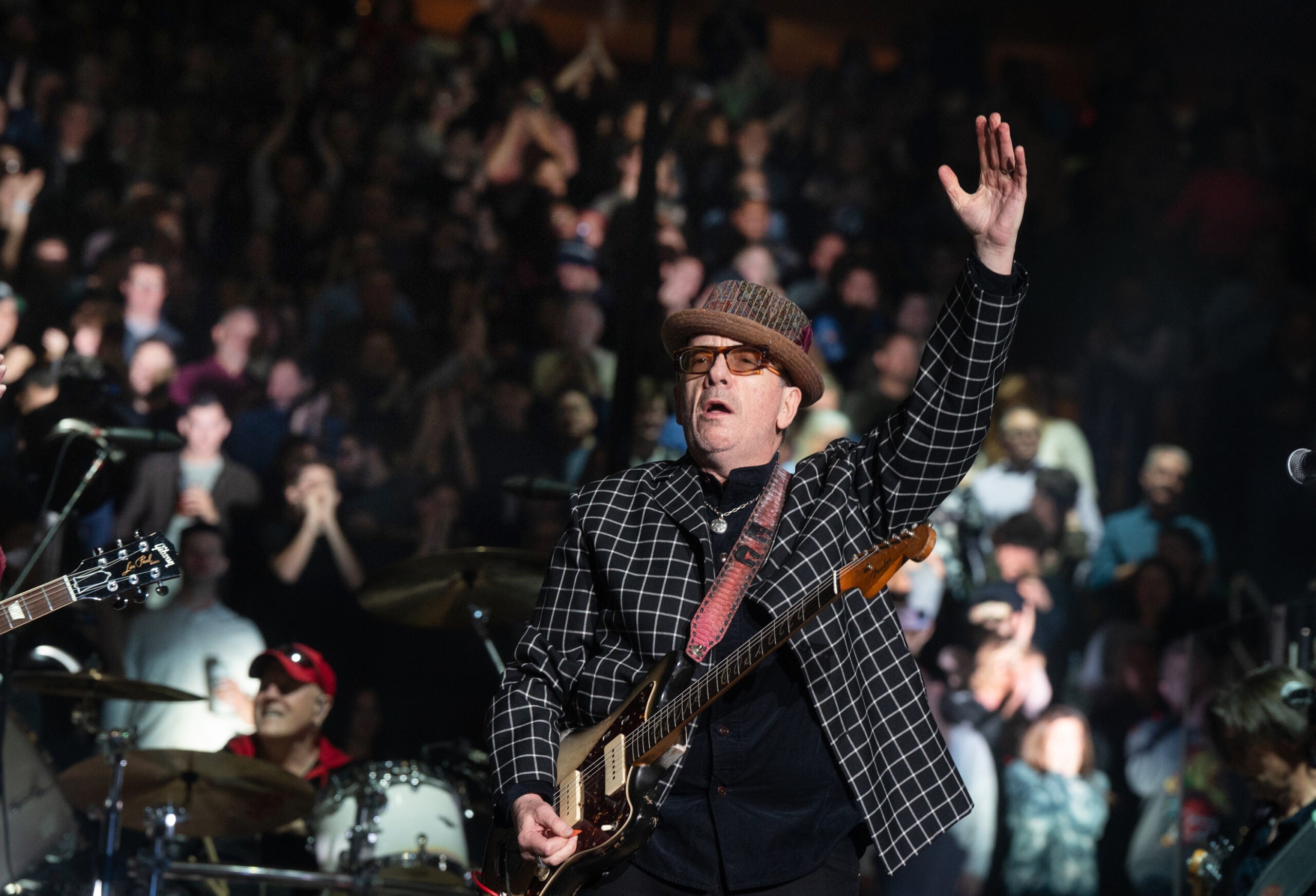 Review & setlist: Elvis Costello was tender, tired, and ultimately ...