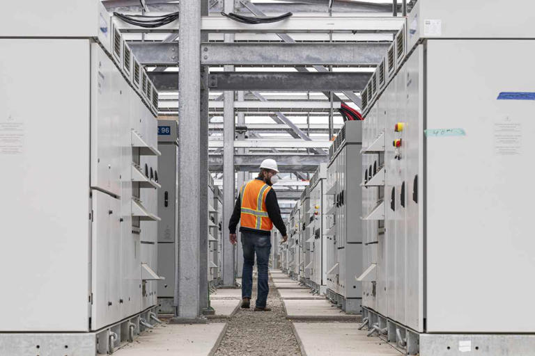 Vistra Downgraded After Record High. Why a Hyperscaler Deal Could Make ...