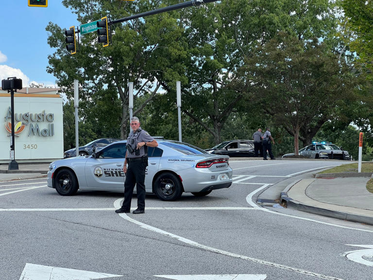 1 injured in Augusta Mall shooting; 1 suspect on the loose as workers ...