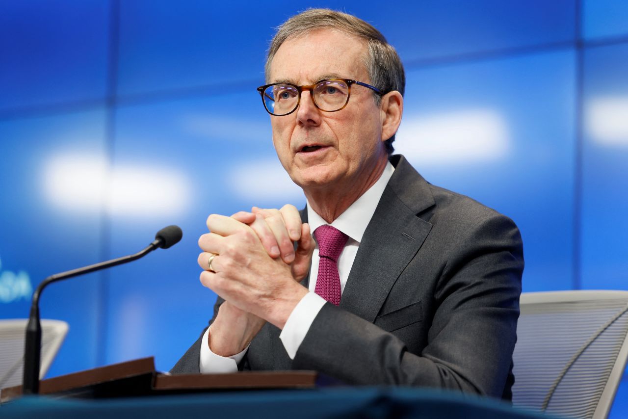 Canada Needs to Chart New Economic Course, Bank of Canada’s Tiff ...