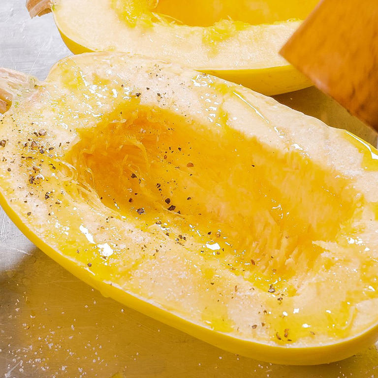 Here's How To Cook Perfect Spaghetti Squash Every Time
