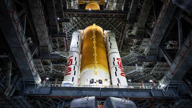 NASA: Σχεδιάζει την πρώτη επανδρωμένη αποστολή στη Σελήνη έπειτα από 50 ...
