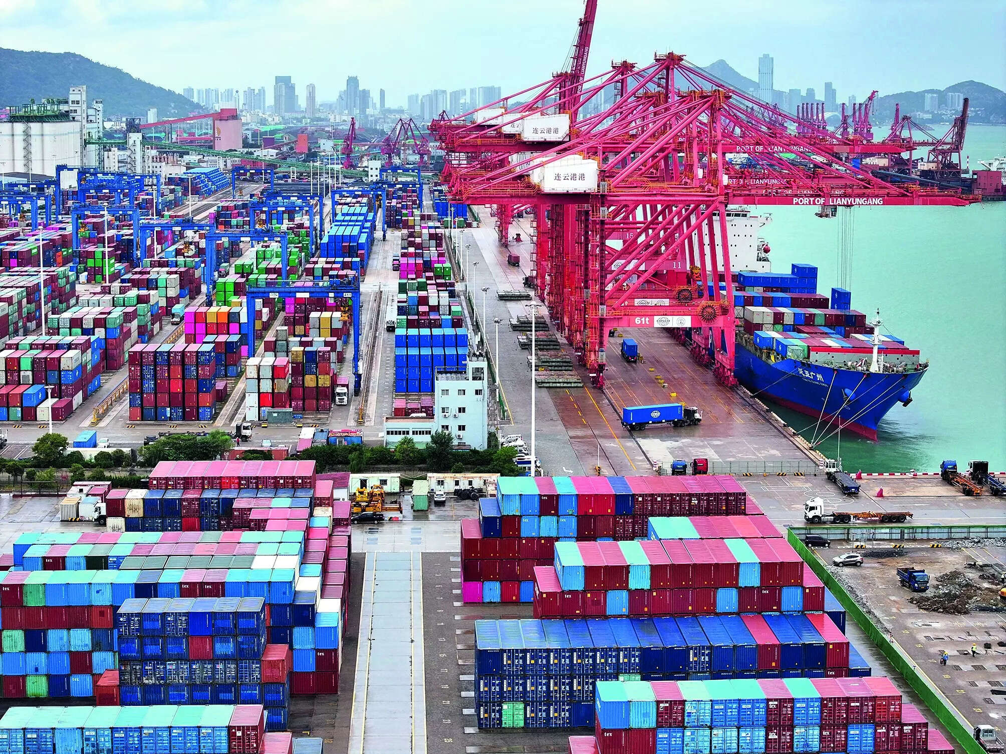 Euro zone business activity hits 16-month high but highlights country ...