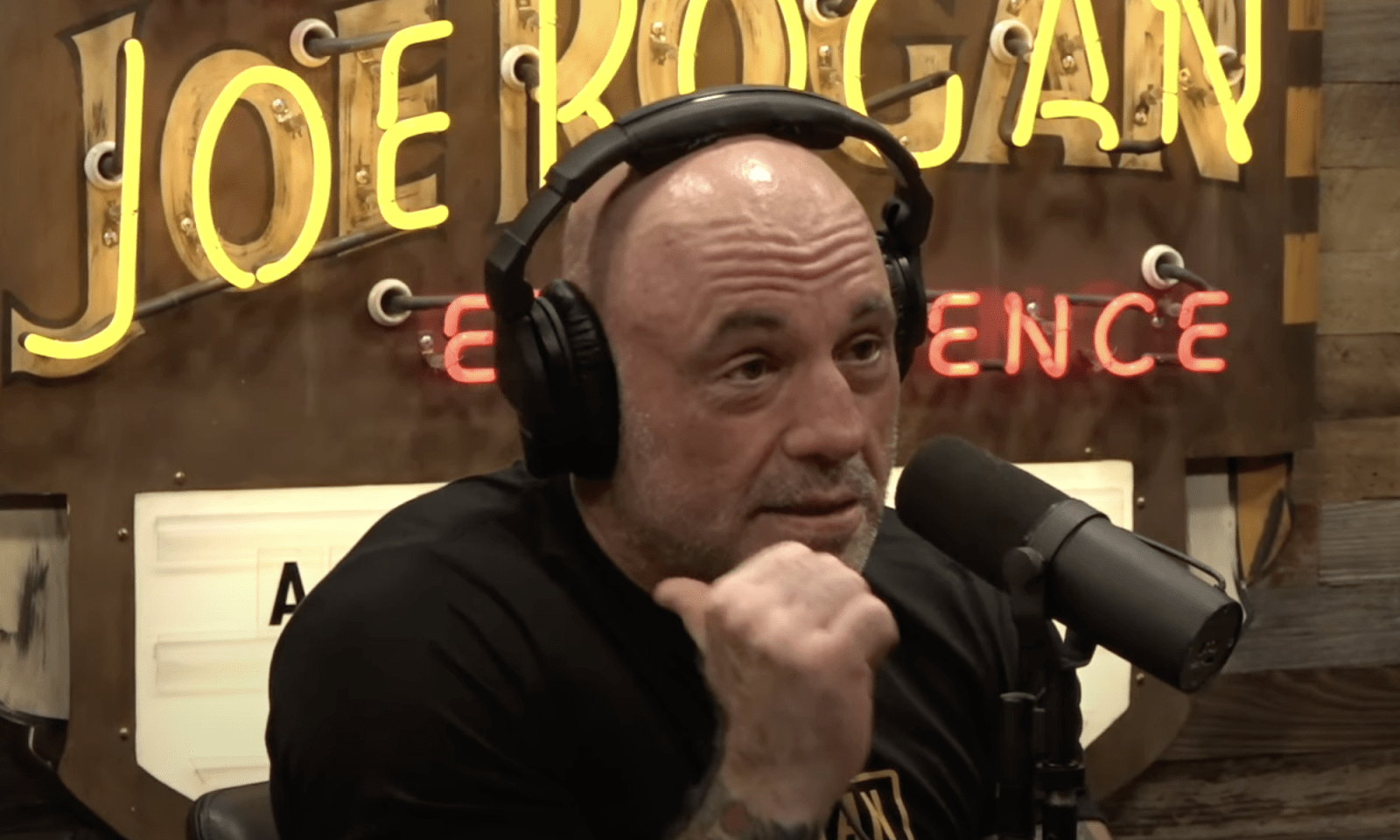 'You're crazy for supporting this': Joe Rogan scorches MAGA for ...