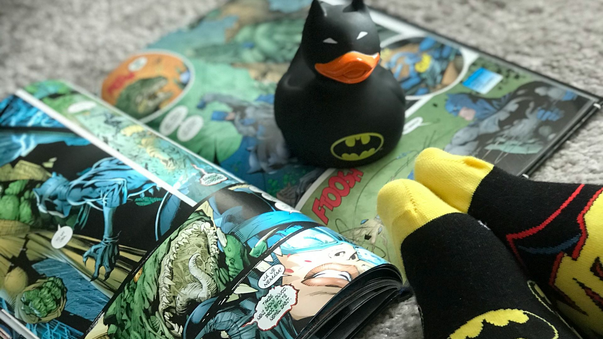 The 10 Most Annoying Things About Comic Book Fans & The 10 Coolest