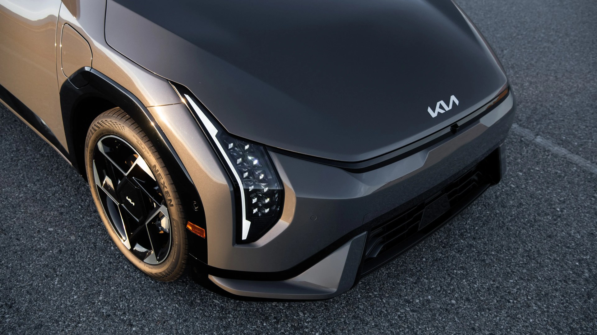 Kia’s Upcoming Hot Hatch Is Shaping Up to Be a Volkswagen Golf R from ...