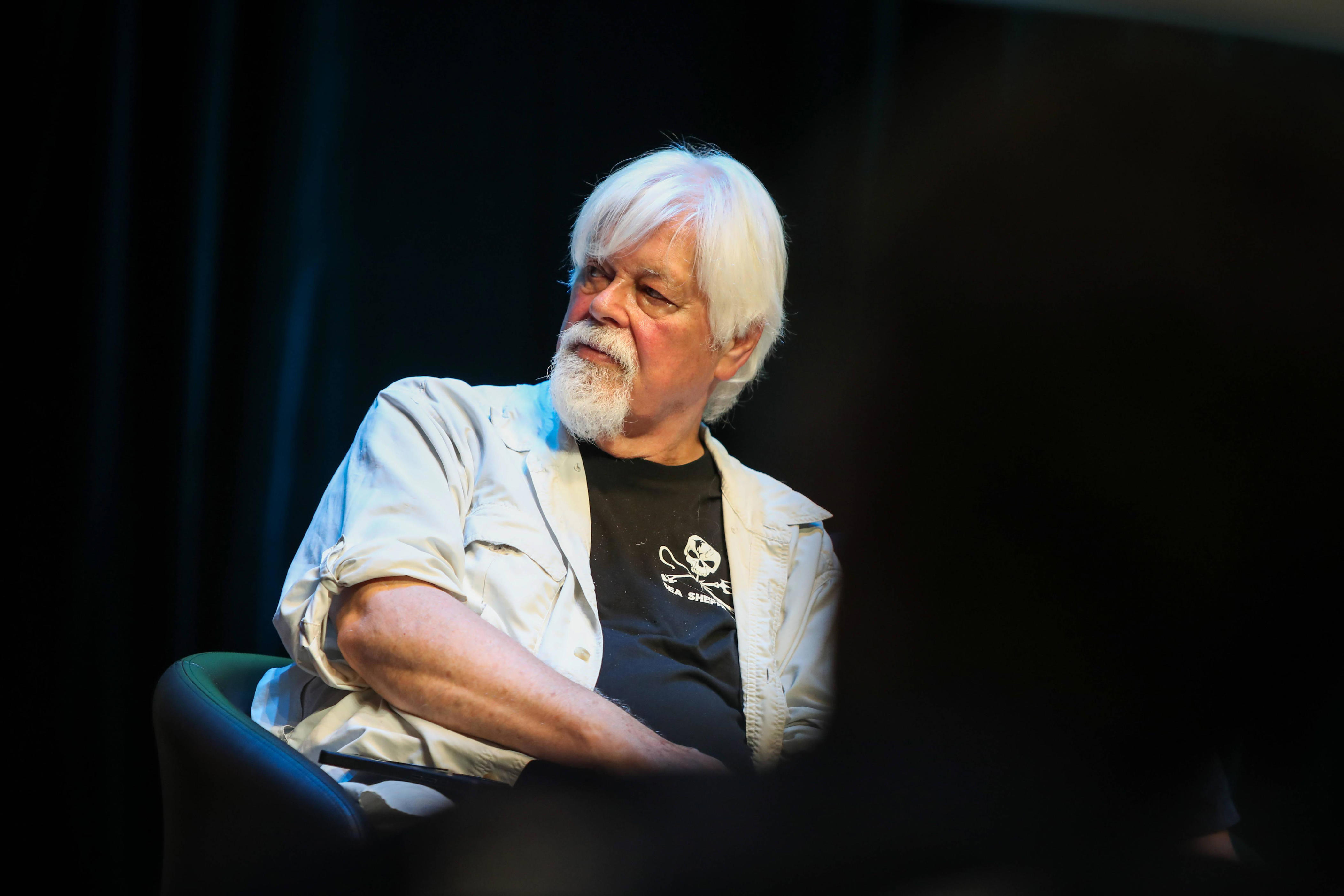 Sea Shepherd : Paul Watson privé d’asile en France malgré la promesse d ...