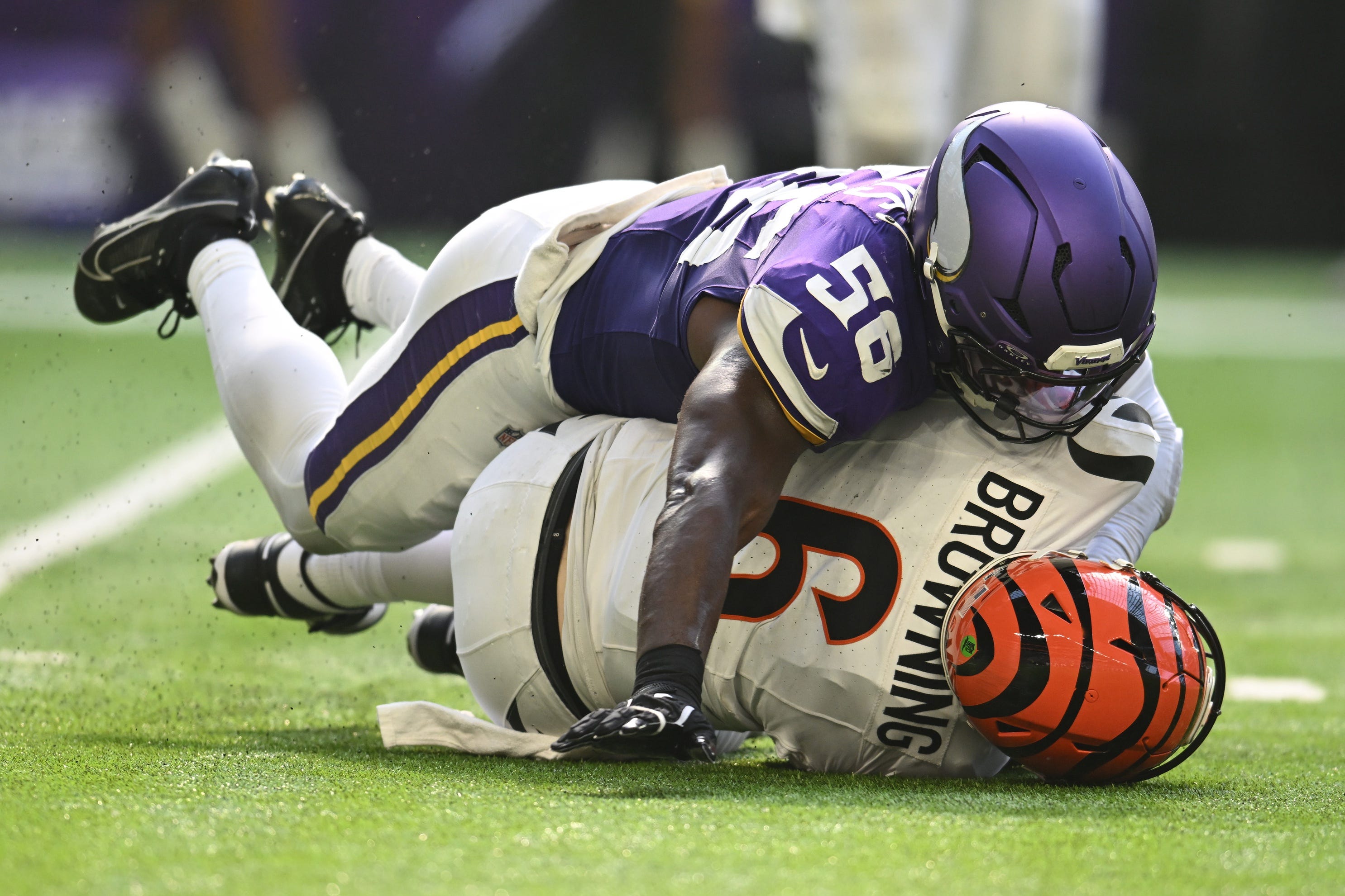 Vikings lean into an alternate identity: dominant defense and a strong ...