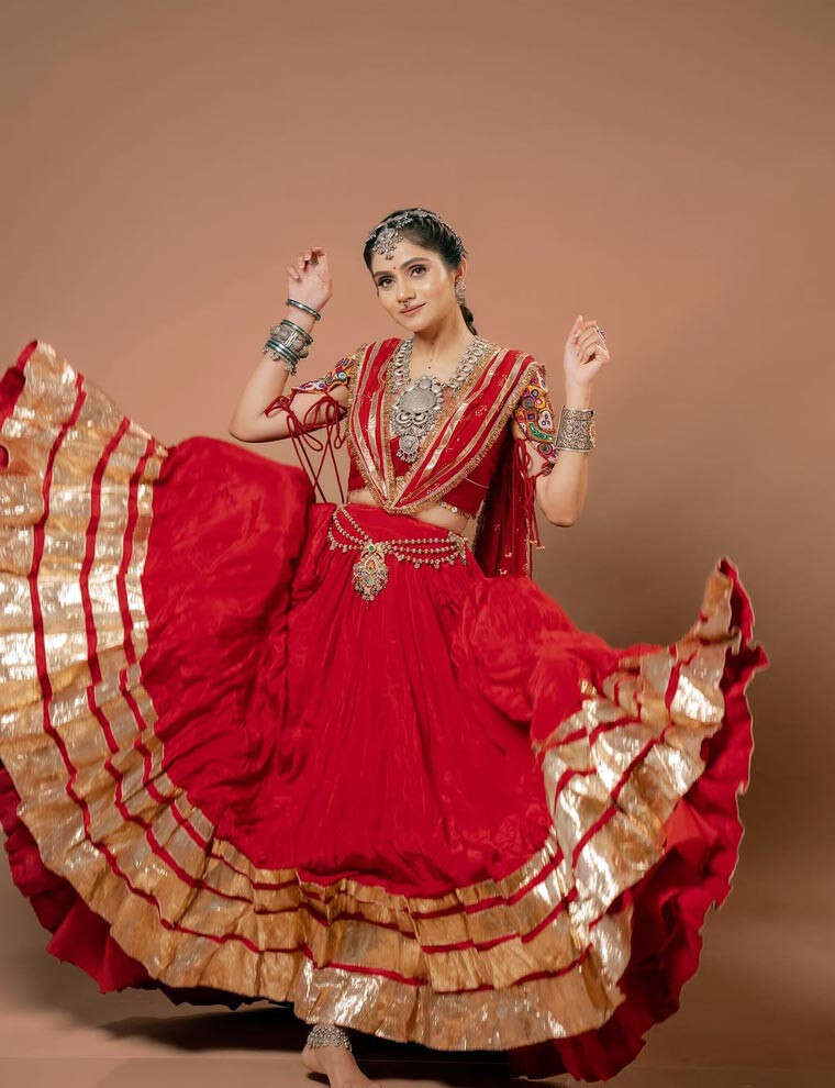 Navratri 2025 Day 2: 10 Red Colour Outfits to Inspire From
