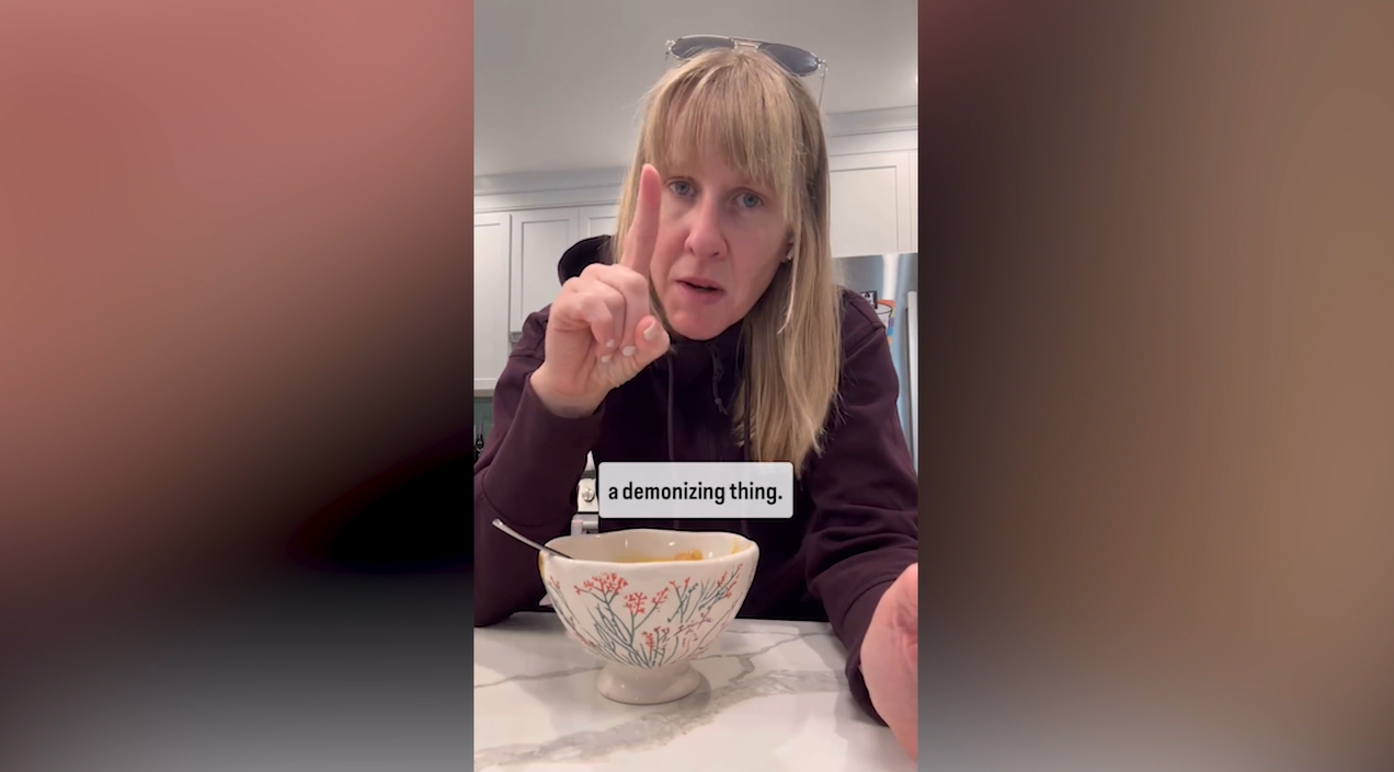 Mom And Eating Disorder Expert Explains Why She Always Says Yes To Sugar