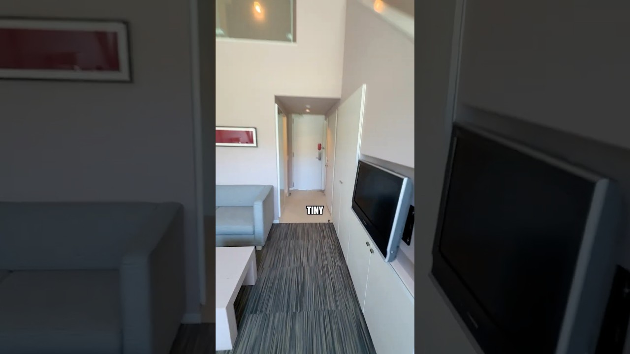 I found a surprising small space in Japan