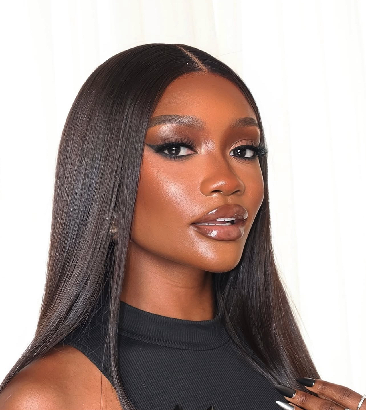 Why Cinnamon Blush Is The Must-Try Makeup Move This Fall