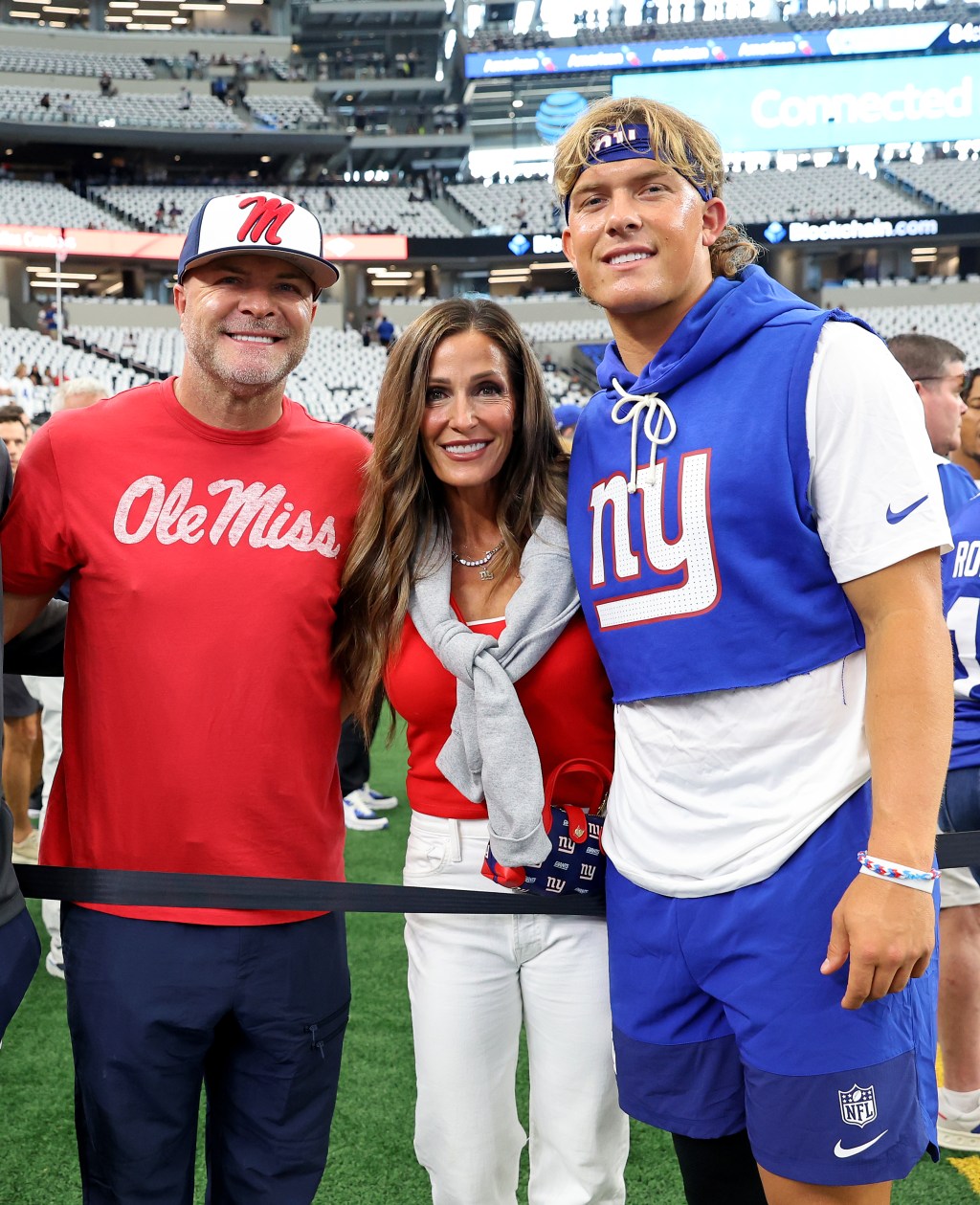 Giants benching Russell Wilson for Jaxson Dart to save disastrous season