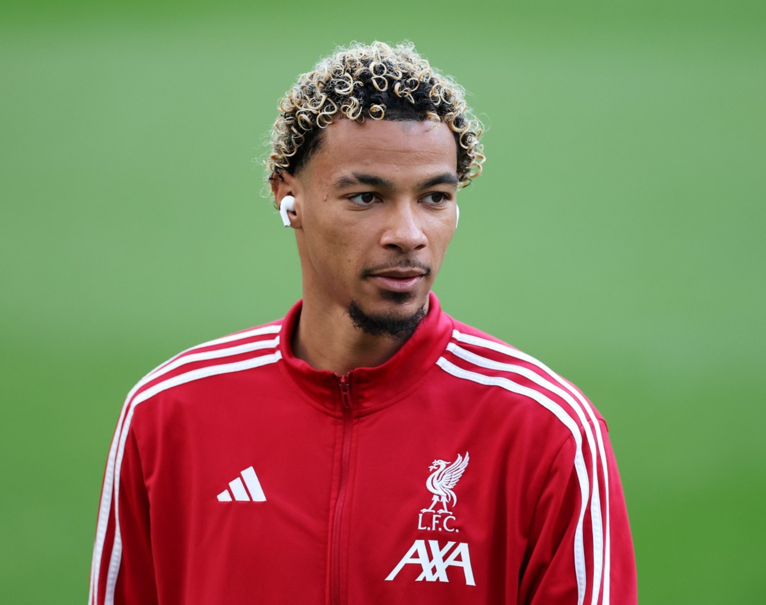 Summer signing who joined rival club reveals why he rejected Man United ...