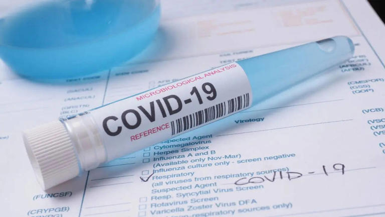 New Covid Variant Or Flu? How To Spot The Symptoms Amid UK Tripledemic Alert