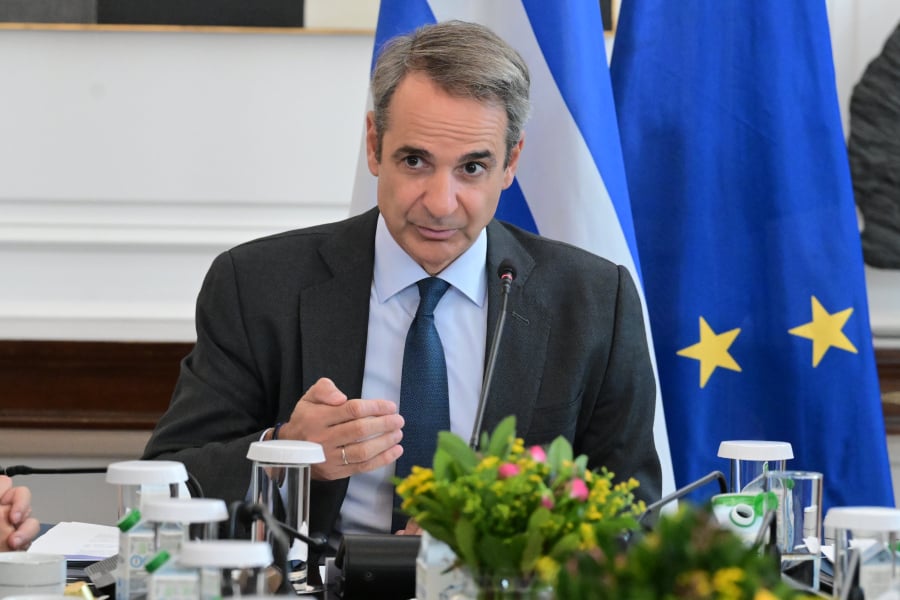 Μητσοτάκης στο υπουργικό: «Αμόκ παραπληροφόρησης, μέχρι και για τη ...