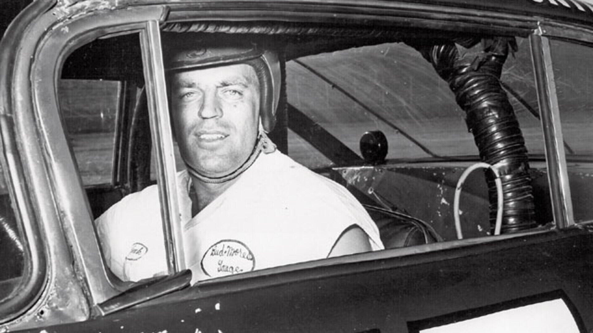 21 Legendary NASCAR Drivers Who Never Won at Bristol