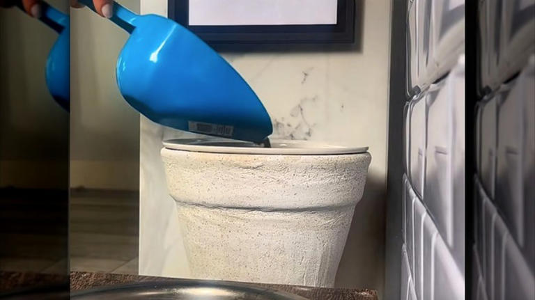 Reuse Planter Stands To Keep Your Pets Feeding Station Neat & Tidy