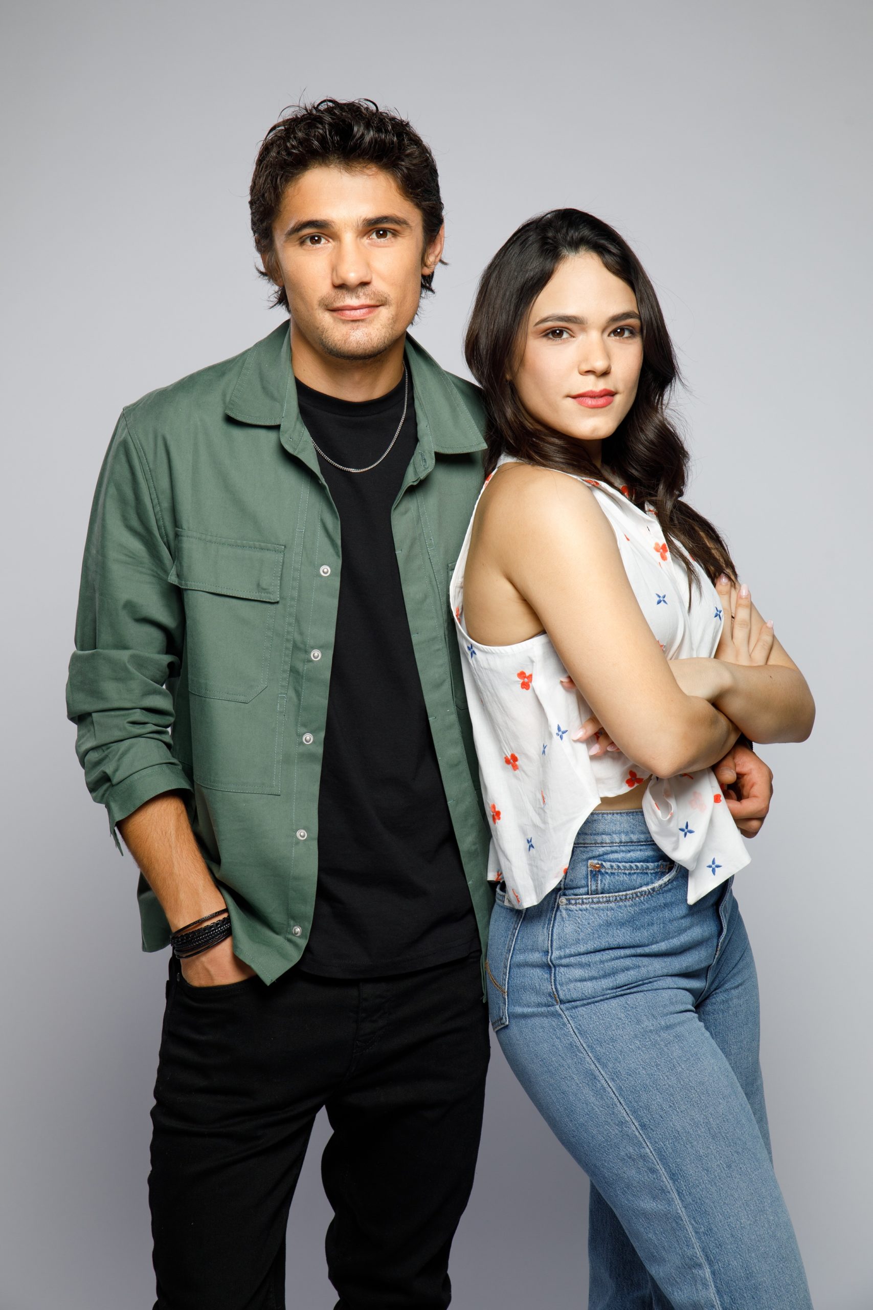 «Να μ’ αγαπάς»: Δύο παιδιά, μια ιστορία – Γνωρίστε τα δίδυμα αδέλφια ...