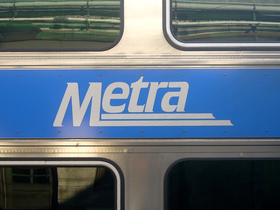 Metra MDN trains halted at Ingleside due to car on tracks