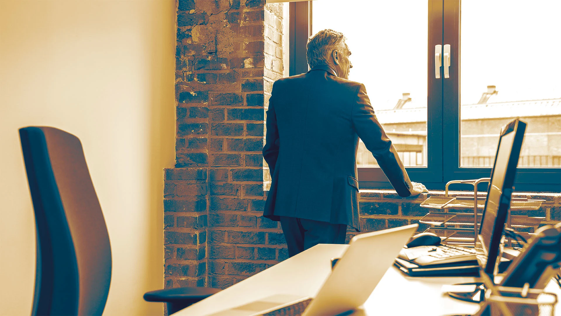 3 Clues That Will Instantly Give Away Someone With Bad Leadership Traits