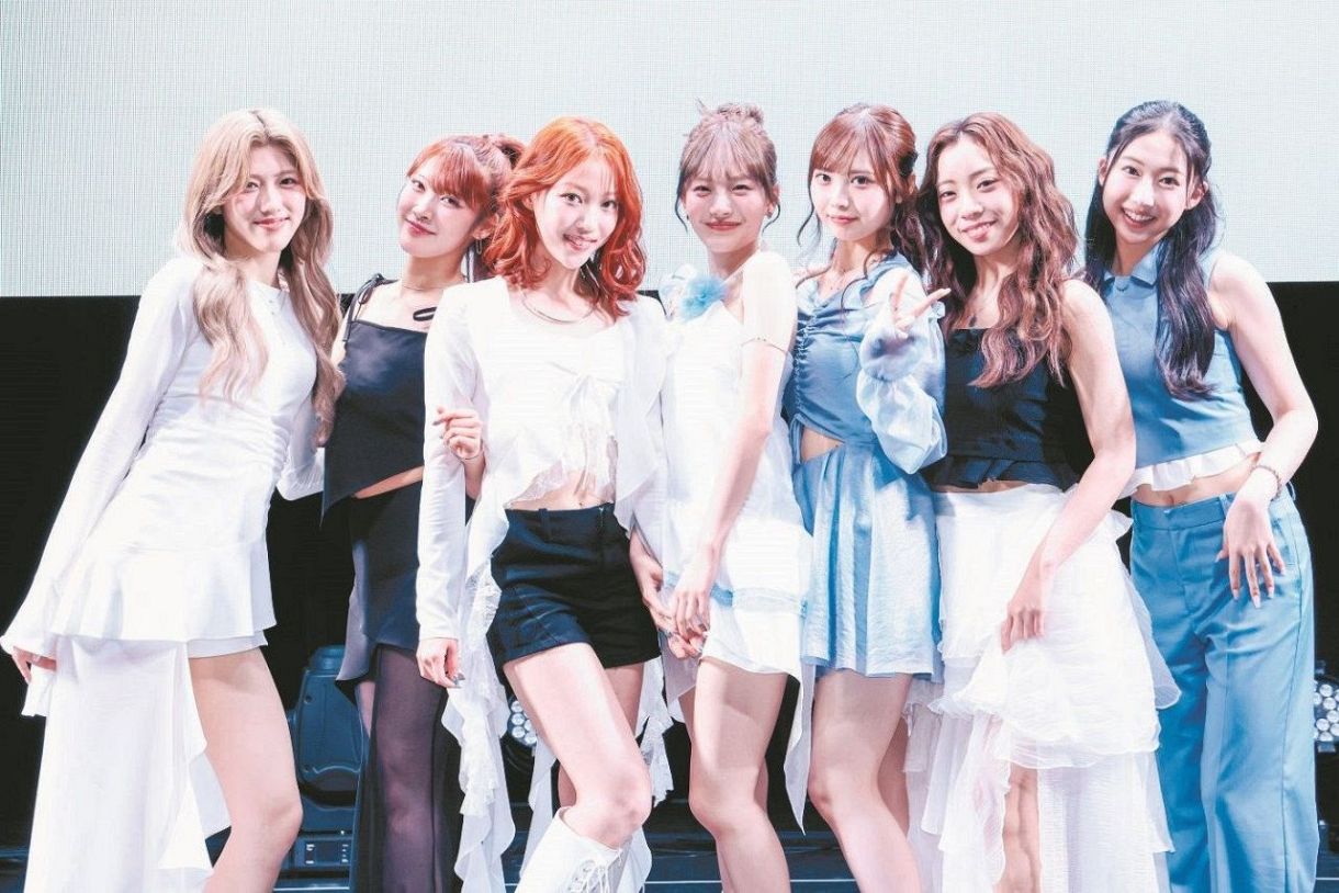 気鋭のプロデューサーALYSAが手がける新ガールグループ「Ettone」、デビューショーケース開催 個性豊かな7人が新たな音楽"LOOSE ...