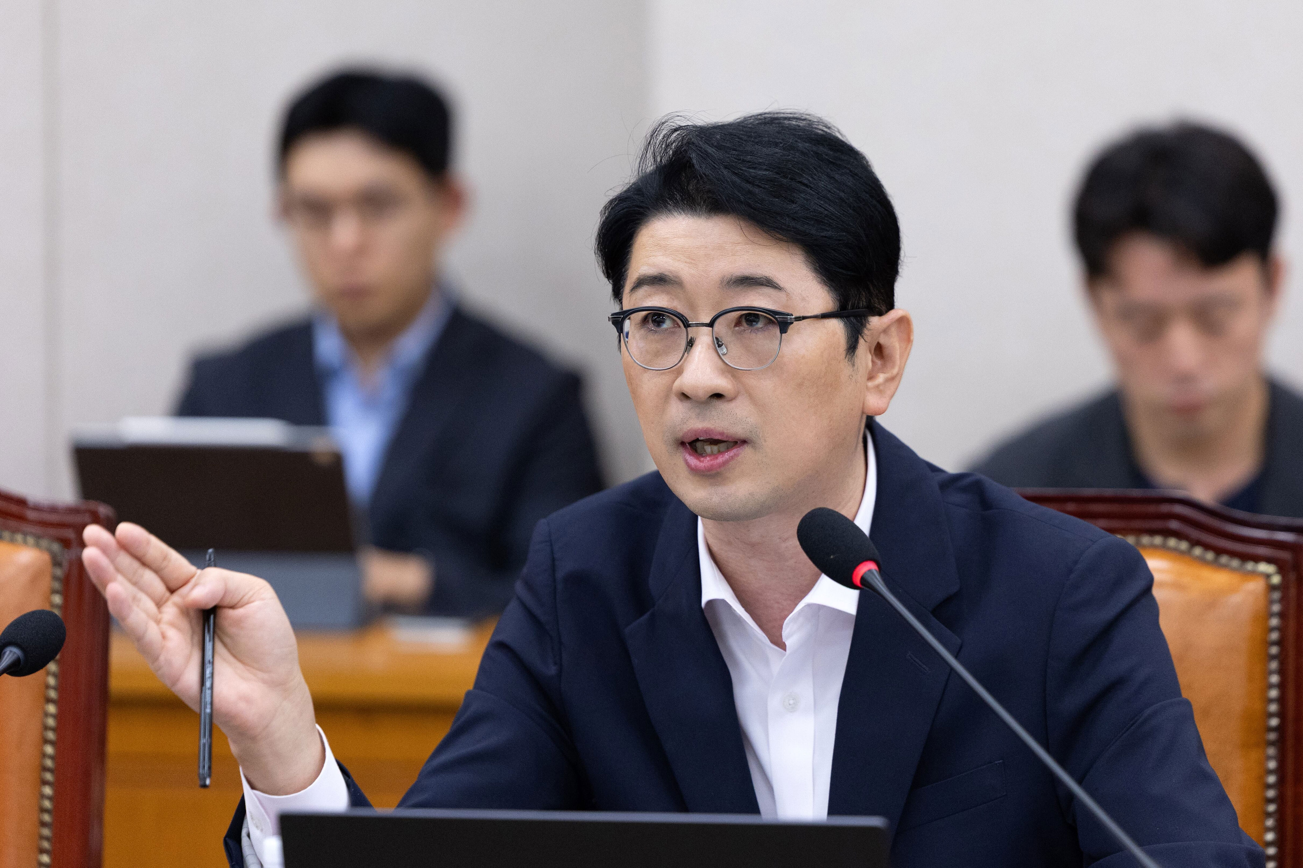 People Power Party Demands Halt to President Lee Jae-myung's Variety ...