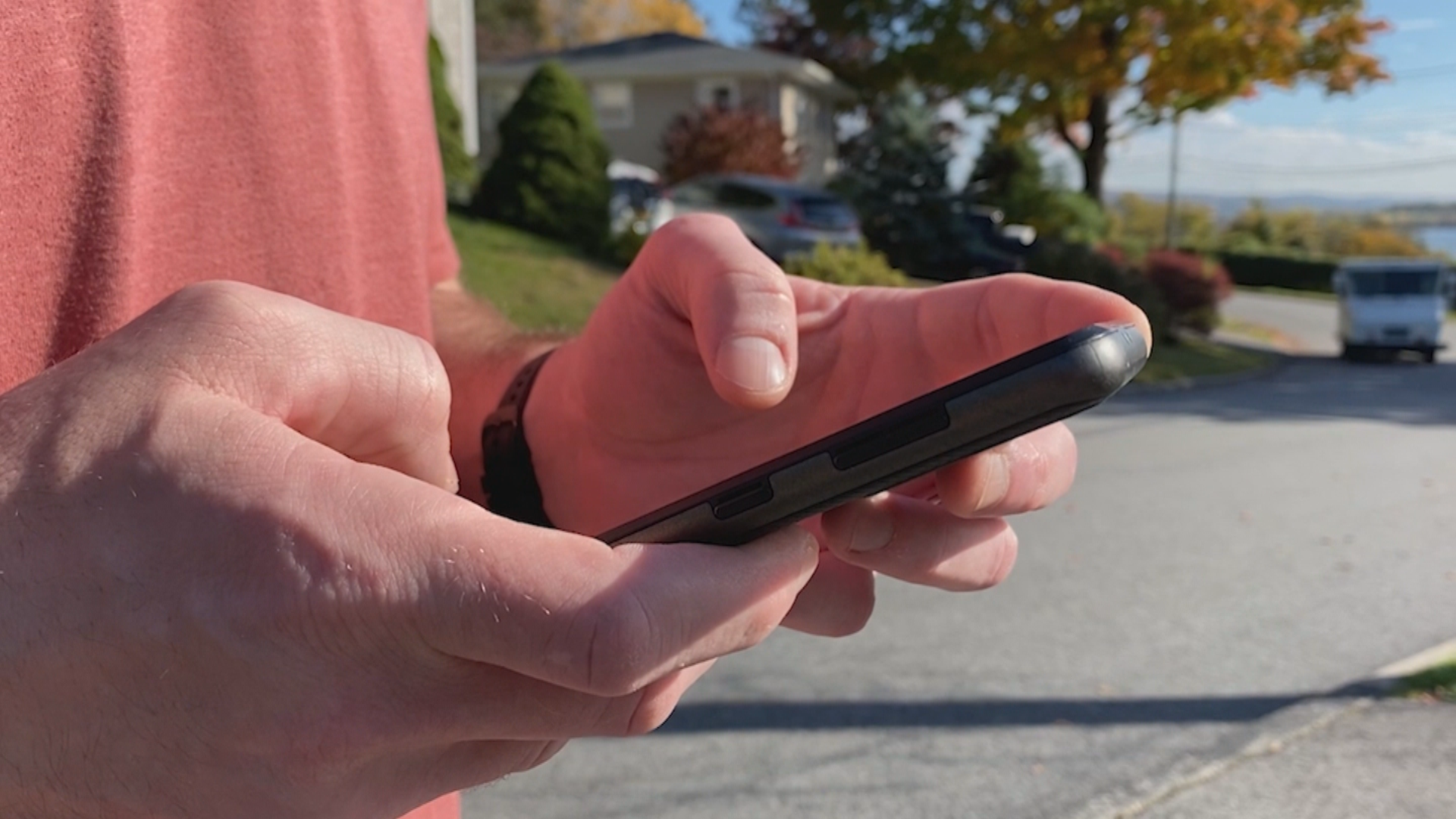 Texting scams on the rise, Consumer Reports warns