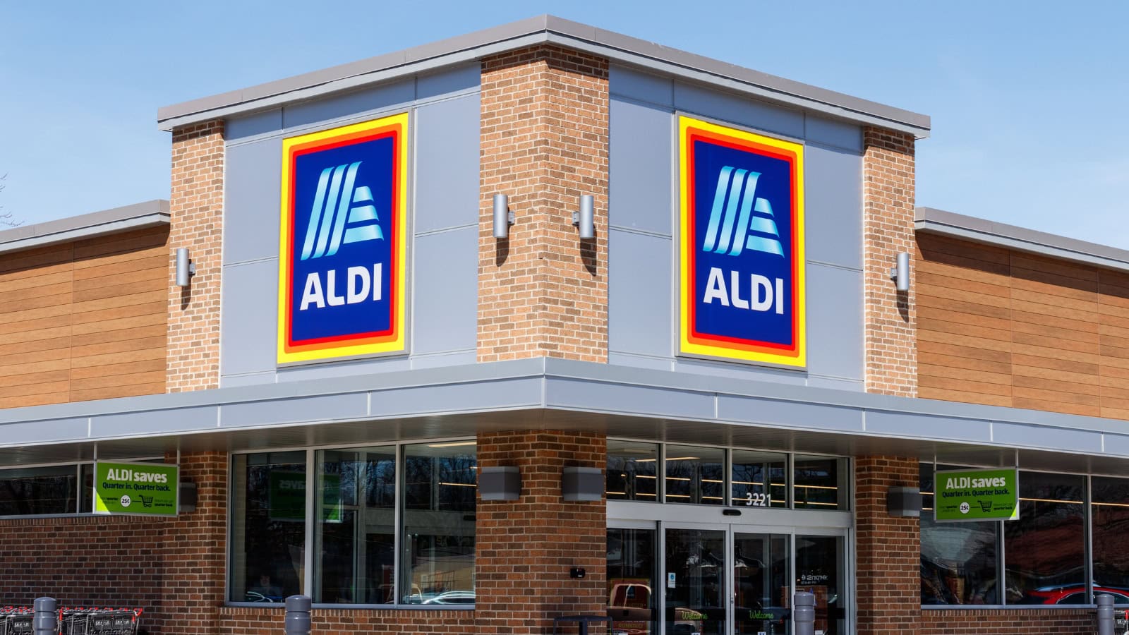 10 groceries I always get at Aldi because they’re half the price
