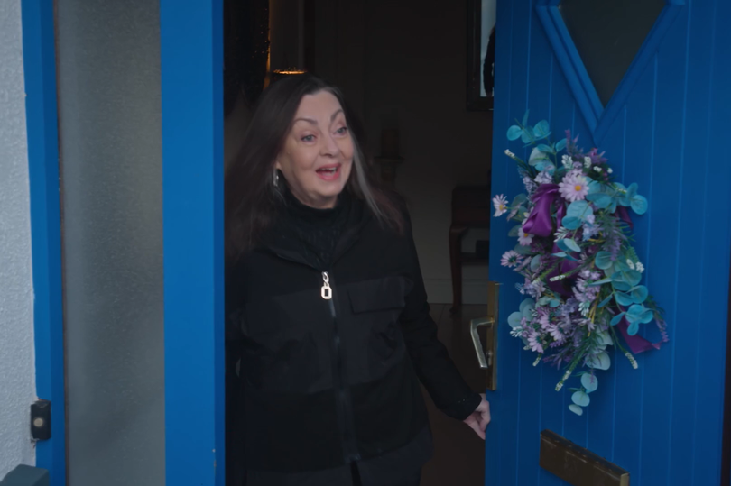 Inside Sandy Kelly's picturesque Sligo coastal home she shares with ...