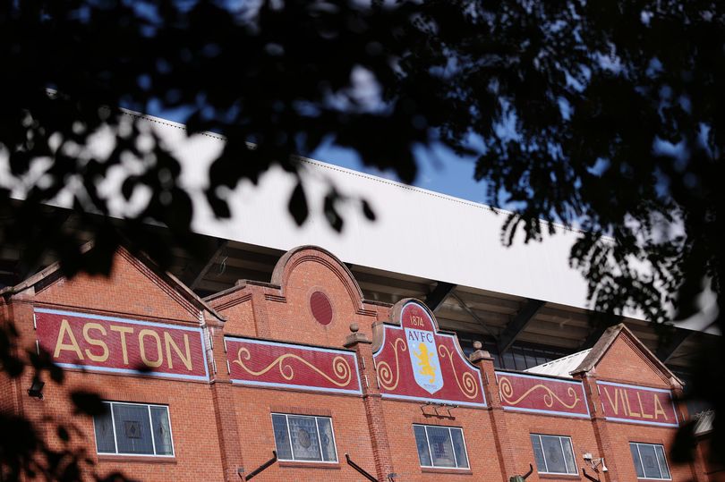Aston Villa announce defender signs new contract