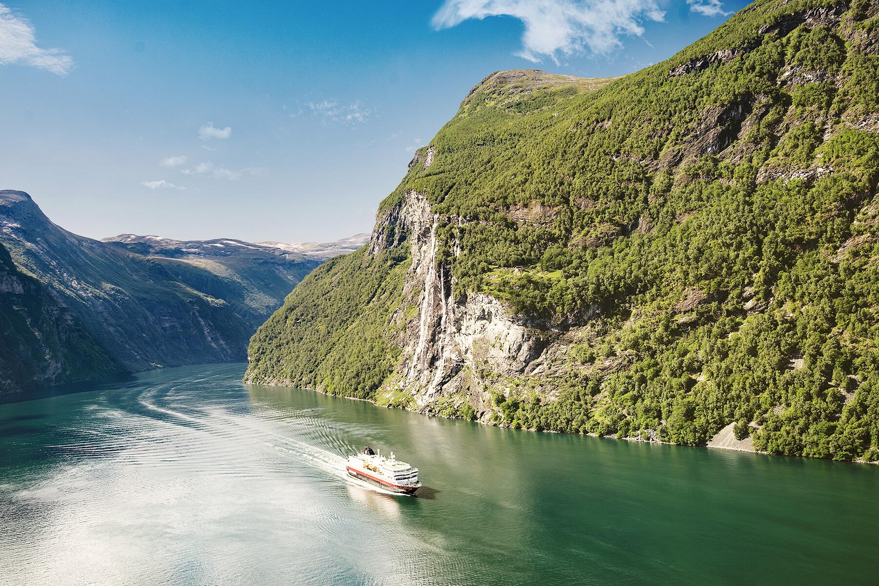 The 12 Longest Ferry Trips in the World: When a Ferry Ride Can Double ...