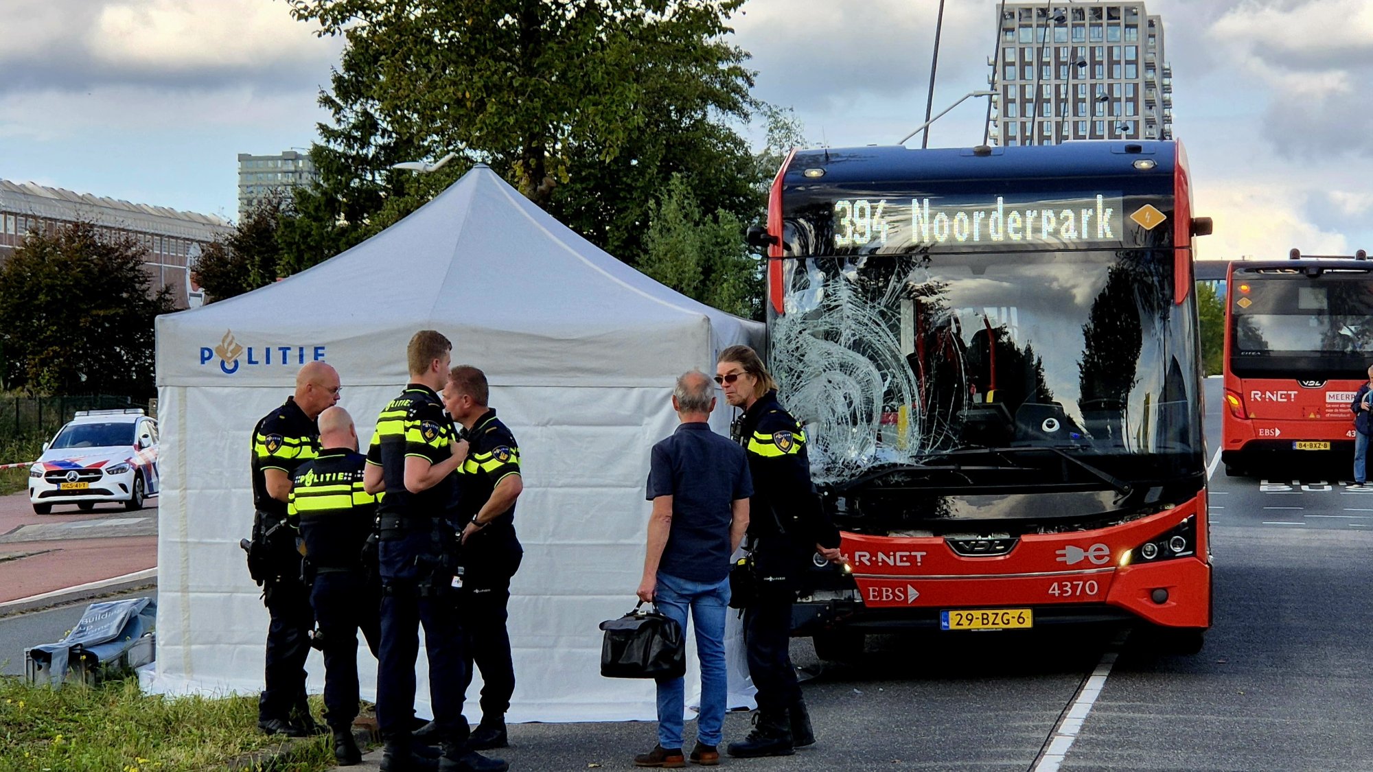 Twee dodelijke ongevallen binnen 24 uur met openbaar vervoer in Amsterdam