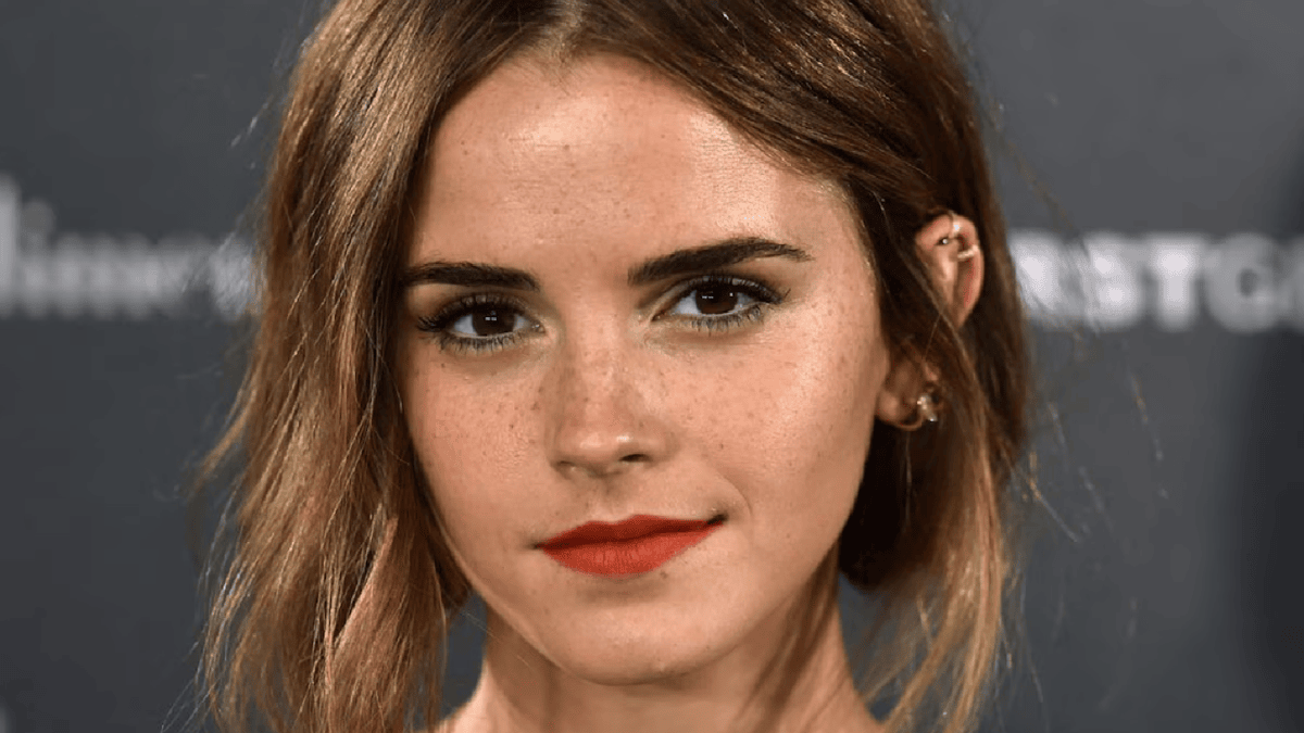 Engagement Rumor Explodes as Emma Watson Flashes Massive Diamond Ring ...