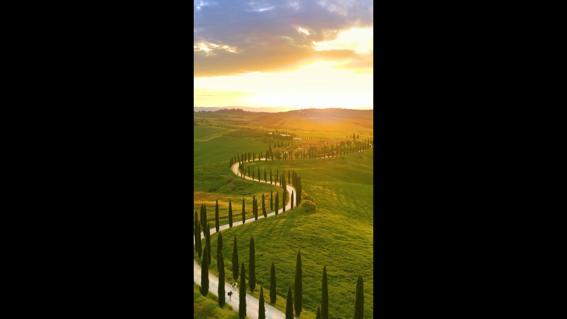 Tuscany's Pienza: A Stunning Drone Tour of History.