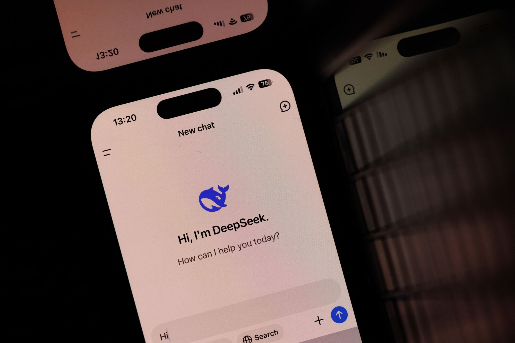 DeepSeek Debuts ‘Sparse Attention’ Next-Generation AI Model
