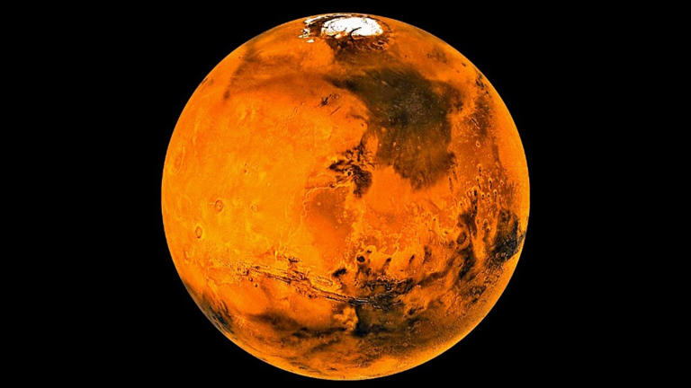 NASA detects massive structure rising through Mars’ skies