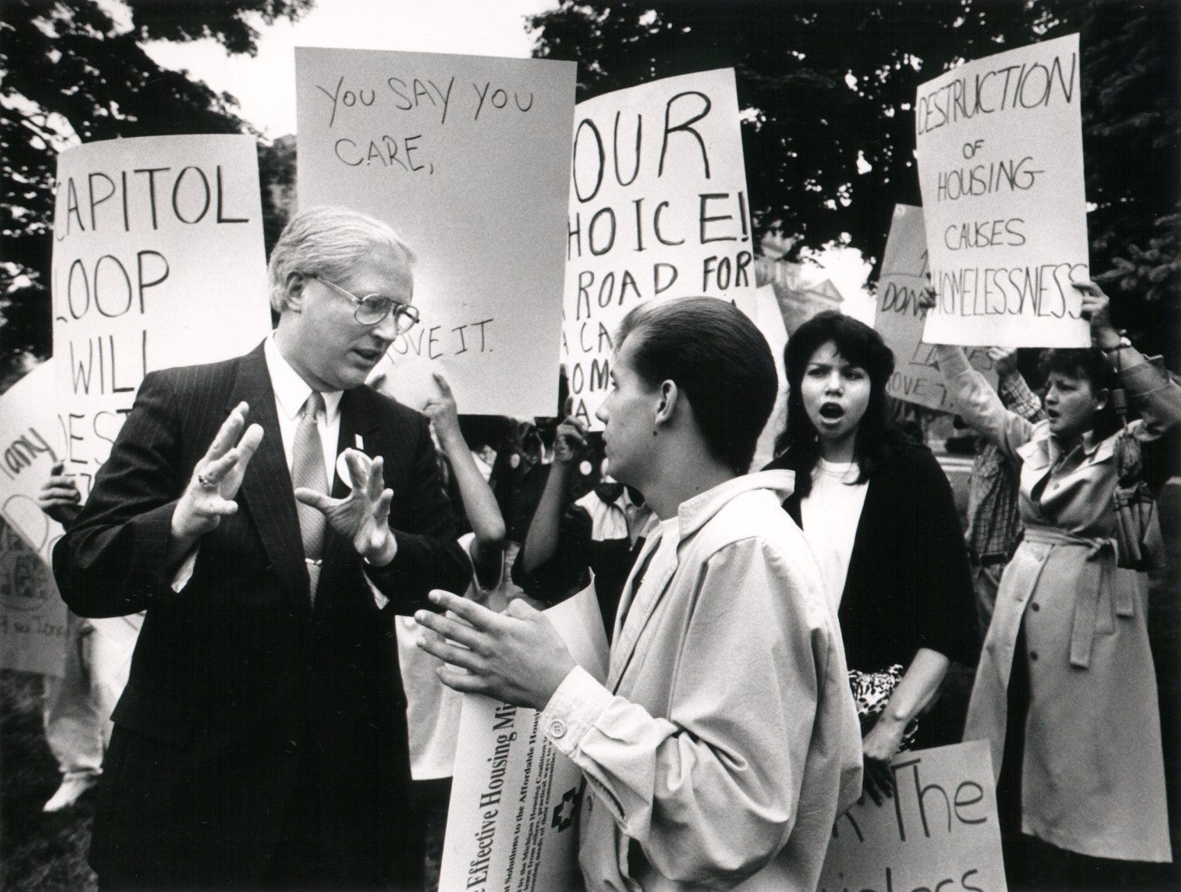 Terry McKane, former Lansing mayor and Sexton teacher, dies at 84