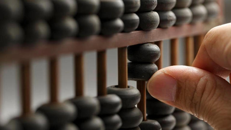 High-yield savings account rates today: December 31, 2025 – rates are ...