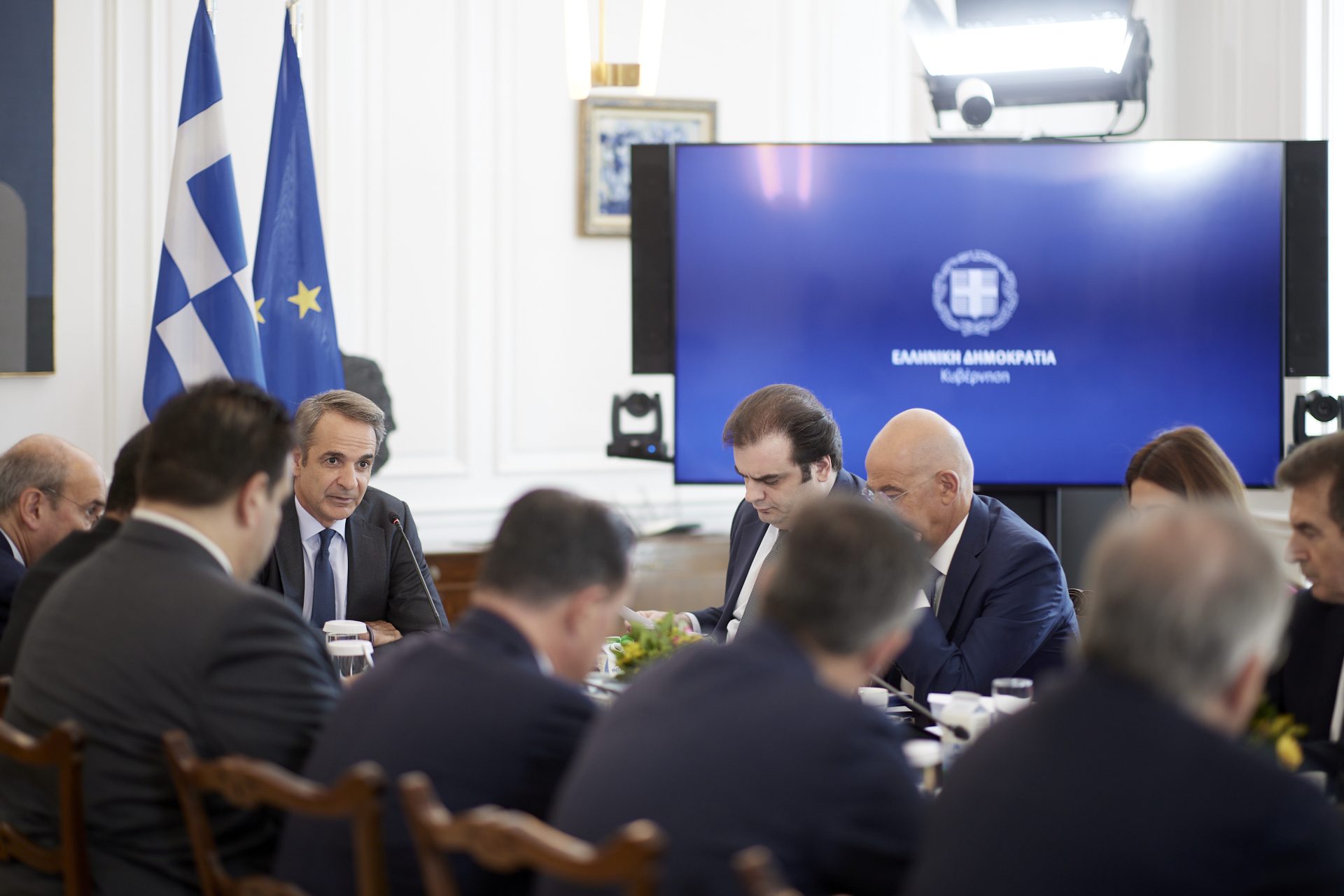 Συνεδριάζει αύριο το υπουργικό – Τα θέματα που μπαίνουν στο τραπέζι