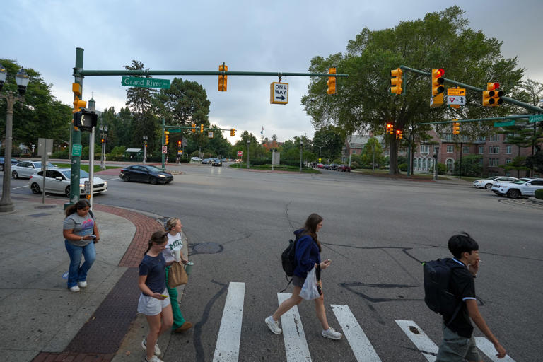 Magic Johnson Way? Legislators want to rename Grand River Avenue in ...