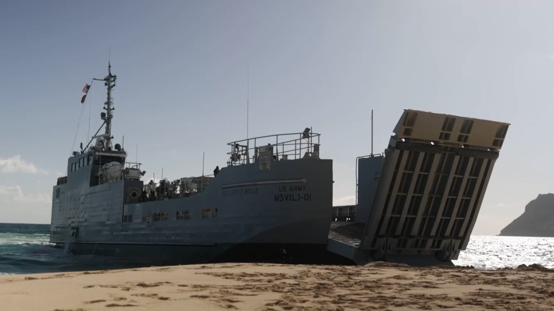 US Marines Train on Beach Operations