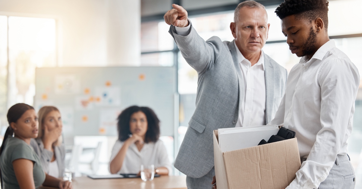 12 Red Flags That You’re About To Get Fired From Your Job