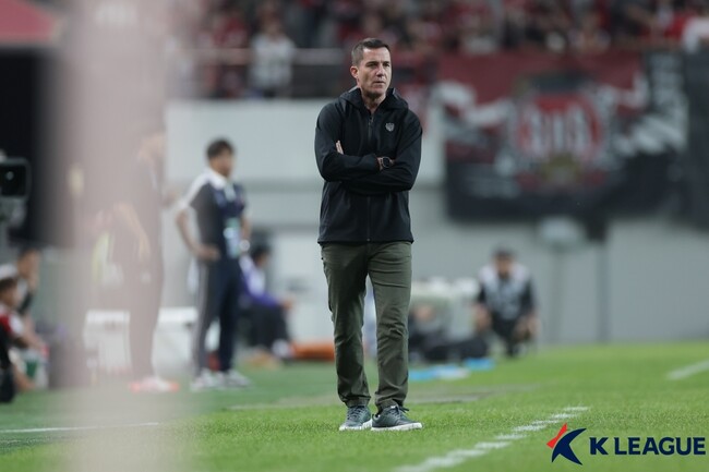 [acle.interview] ‘태국 챔피언’ 부리람 감독, 완패 인정...“서울의 템포를 통제하지 못했다”