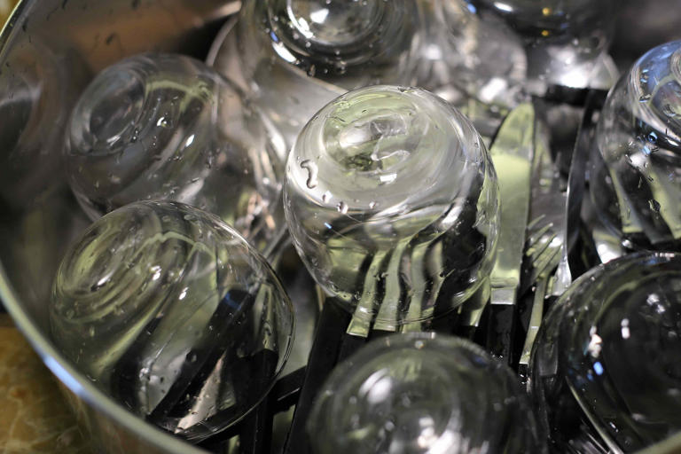 How To Polish Glassware With Steam For A Crystal-Clear Shine