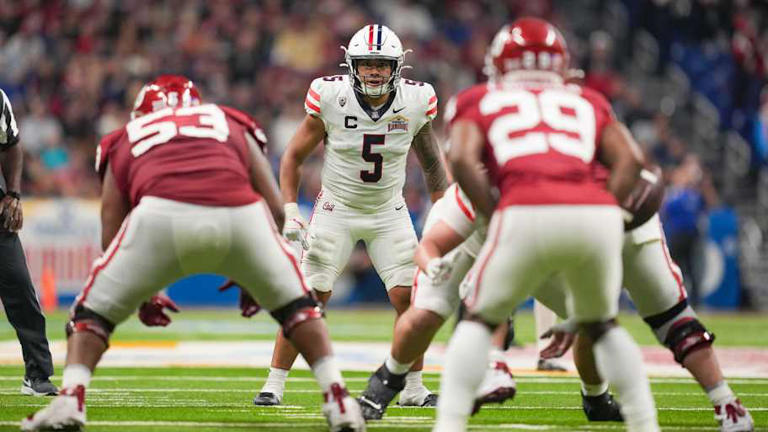 Manu Is Back But Still Has Decision to Make With Huskies