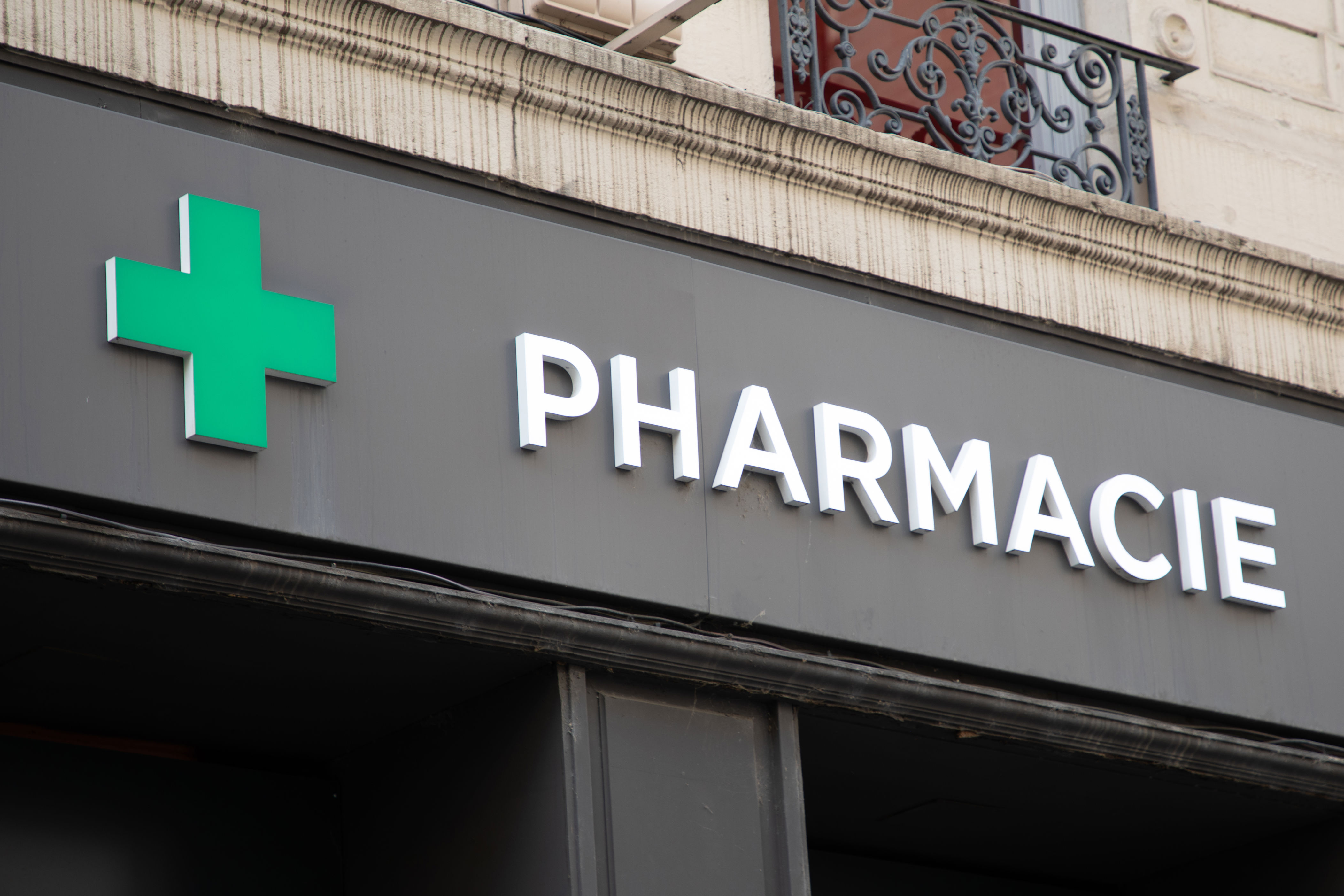 Idées suicidaires, perte de libido... : l'ANSM alerte sur un médicament ...