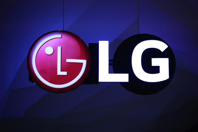 LG Electronics Seeks $8.7 Billion Valuation for India Unit IPO