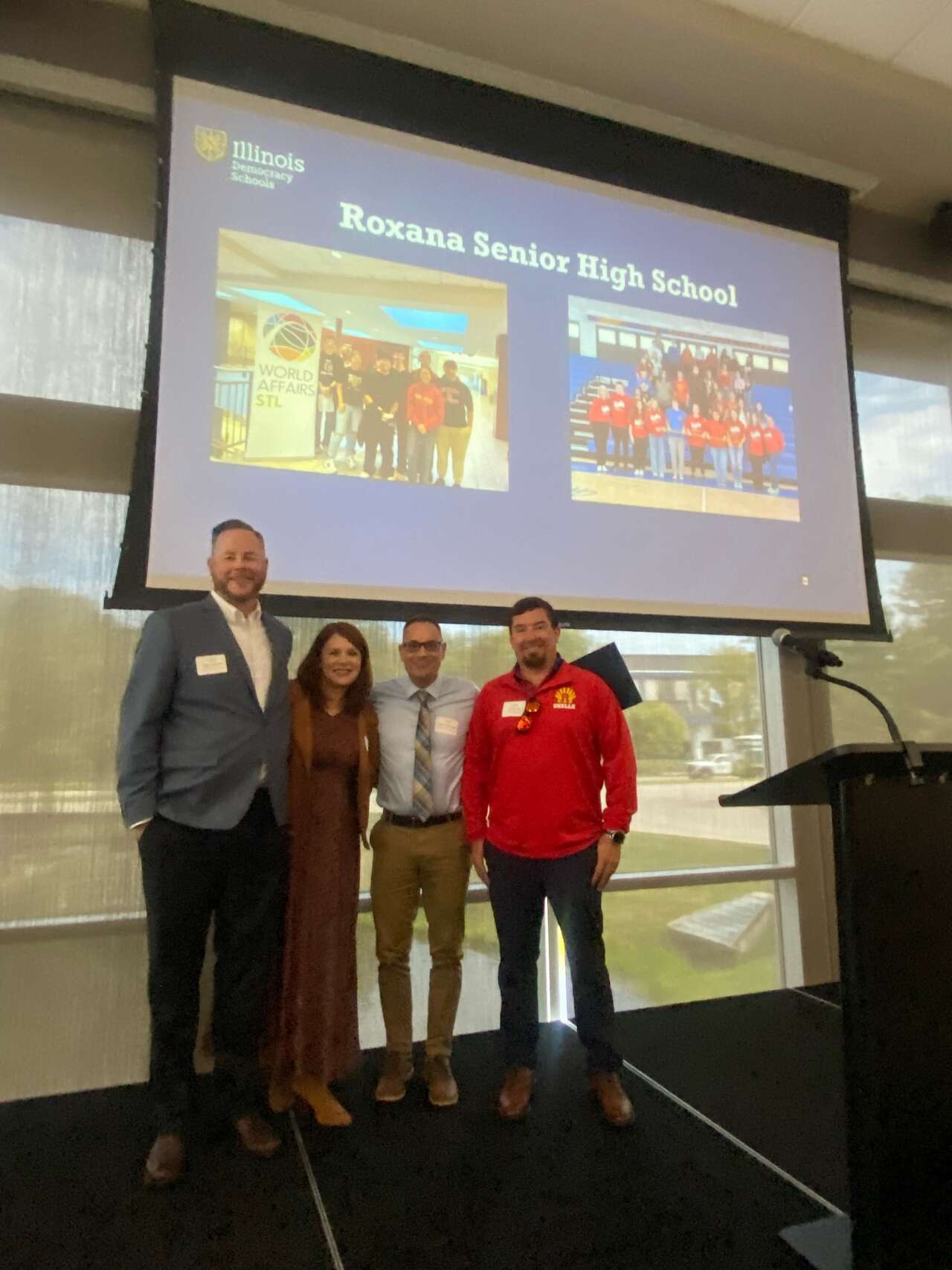 Roxana Senior High School recognized as an Illinois Democracy School